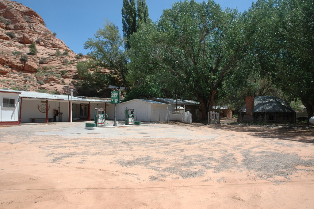 Index of /photos/var/albums/Trading-Posts/Shonto-Navajo-Trading-Post